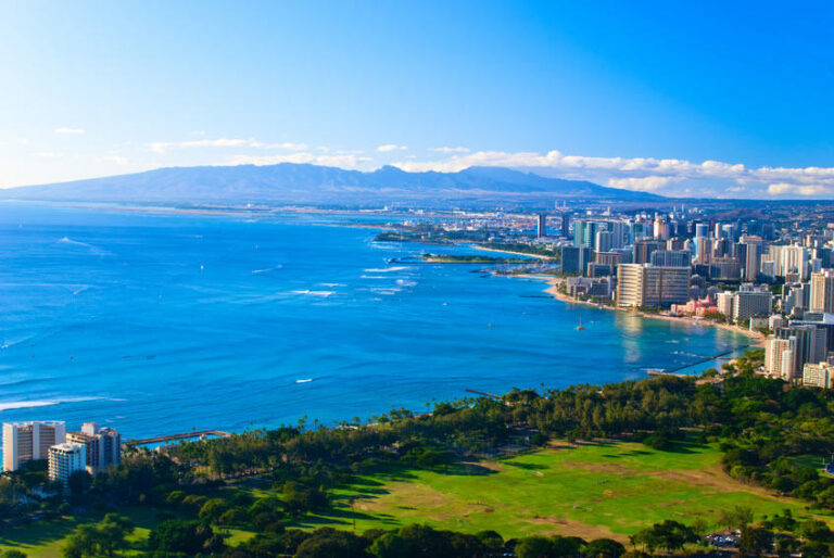 Top 10 Attractions of Waikiki - Visit Our Blog Section | Hawaiian Beach ...
